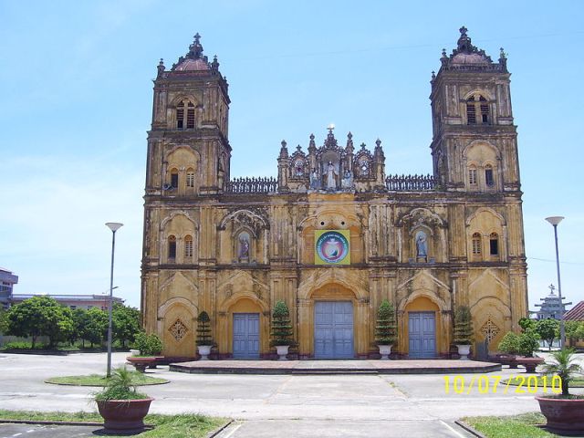 NHÀ THỜ BÙI CHU - Đồ Gỗ Mỹ Nghệ Yến Lục